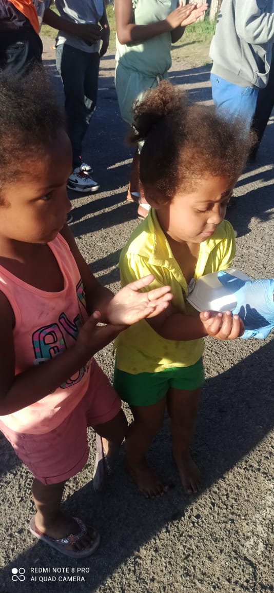 precious gems meelad un nabi feeding (14) – Precious Gems