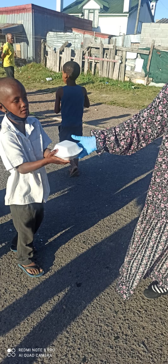 precious gems meelad un nabi feeding (16) – Precious Gems